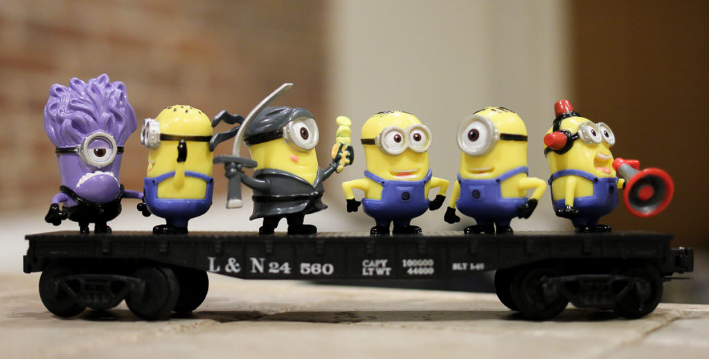 Happy Father's Day: DIY Minion Train